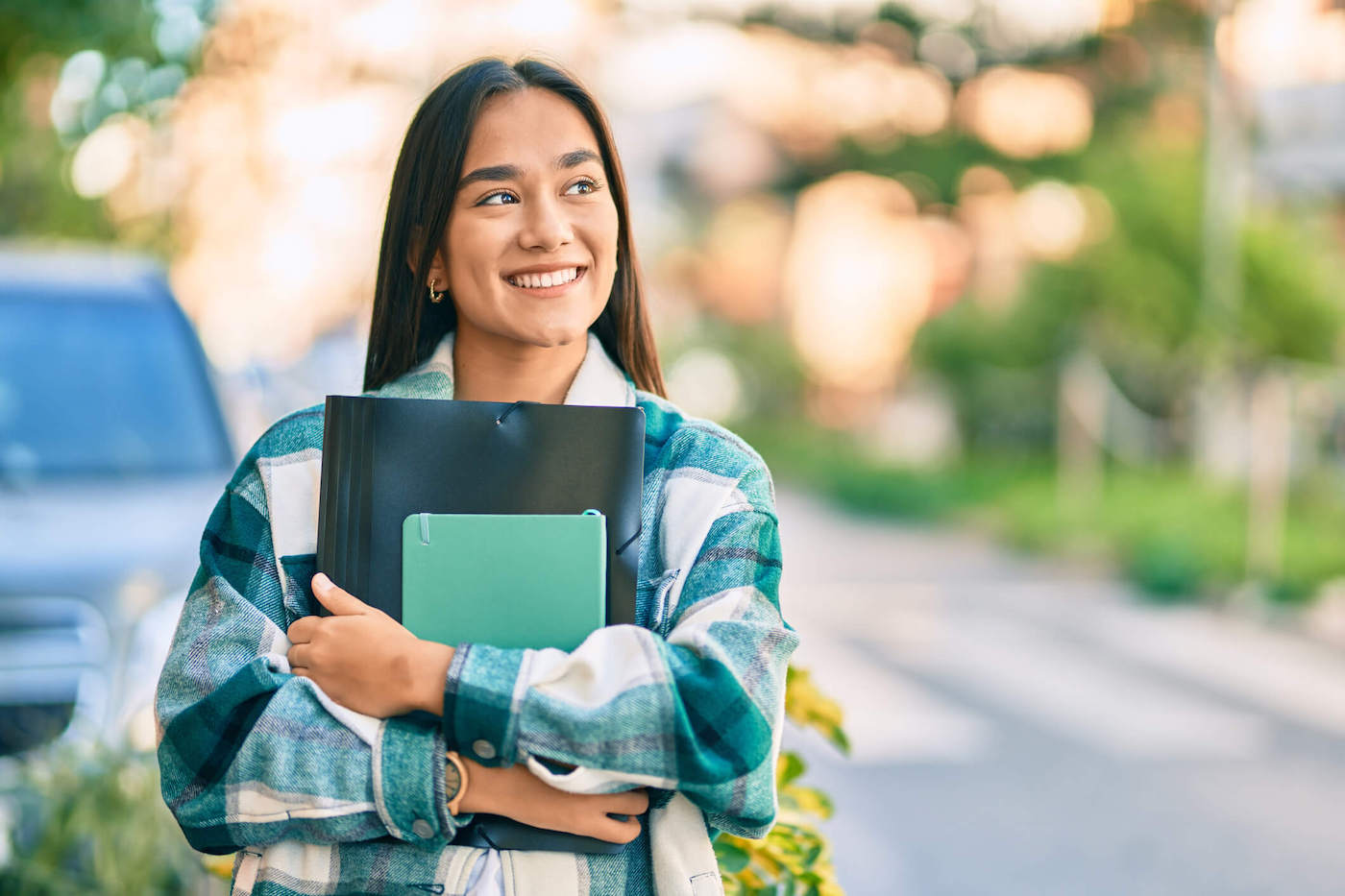 11 Ways to Save Money as a College Student - Experian