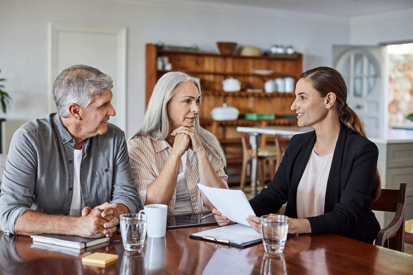 What Is a Financial Counselor? - Experian