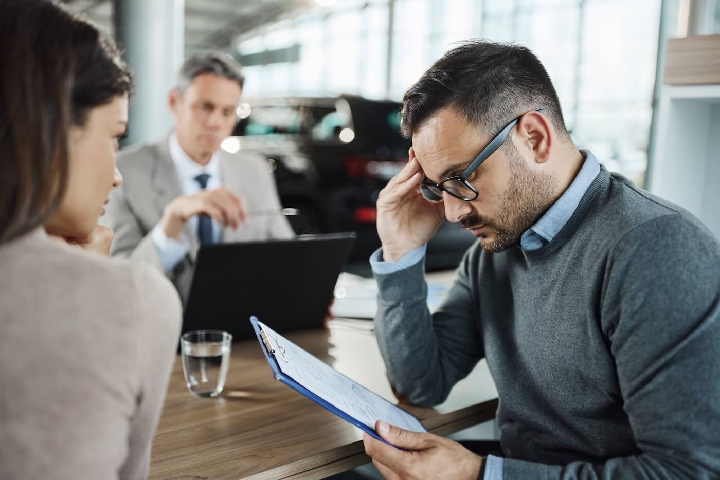 8 Car Loan Scams and Red Flags to Look Out For
