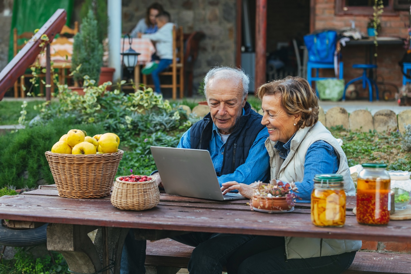 Financial Planning for Seniors - Experian