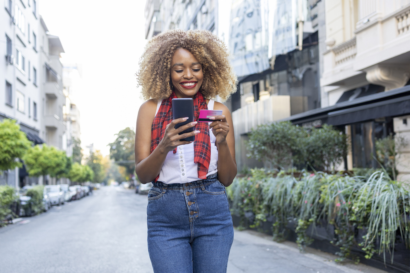 How to Use a Secured Credit Card - Experian