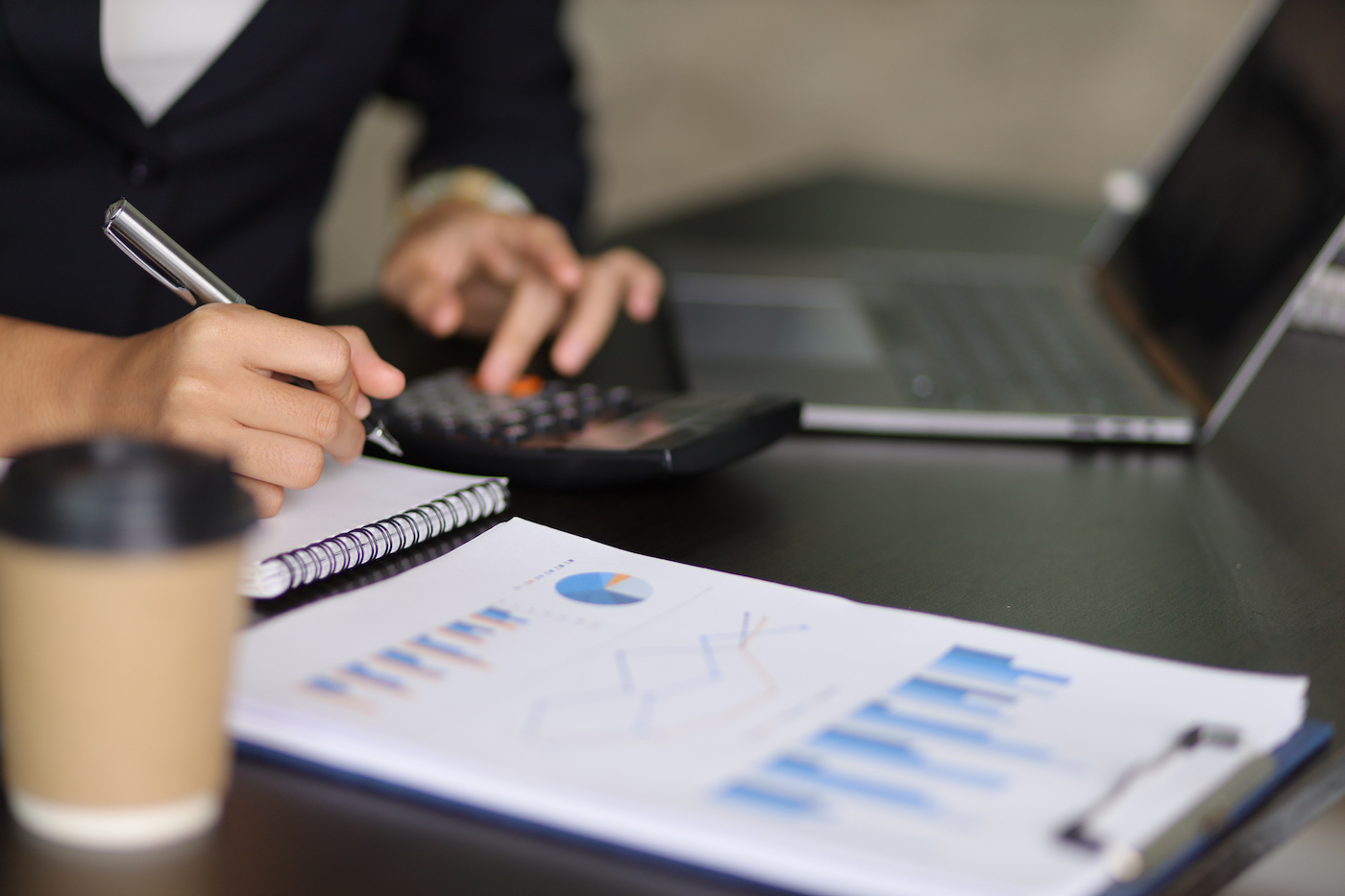 What Is an Interest Checking Account? - Experian