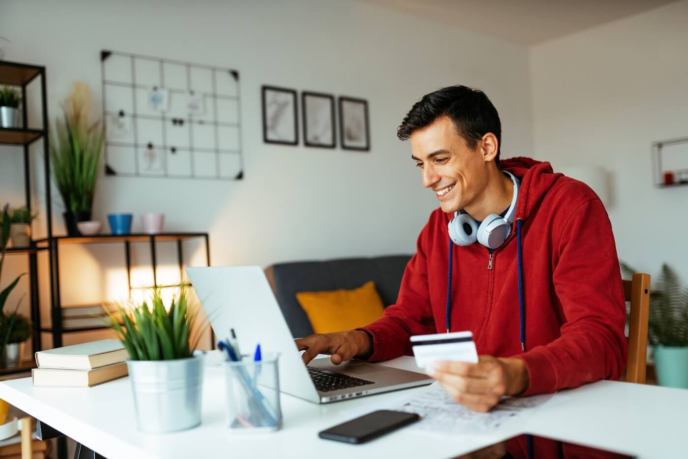 What Is Online Bill Pay and How Do You Use It?