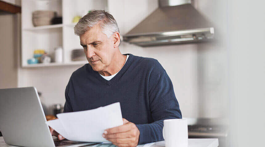 Credit risk score — Credit scoring model | Experian